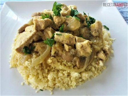 Cuscús con Pollo ? Curry / Verduras | Recetaland